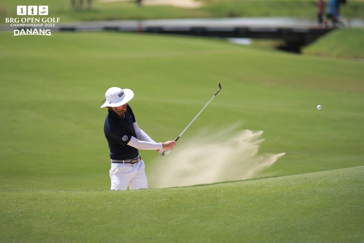 Chen Guxin giành cúp vô địch giải golf BRG Open Championship Danang ...